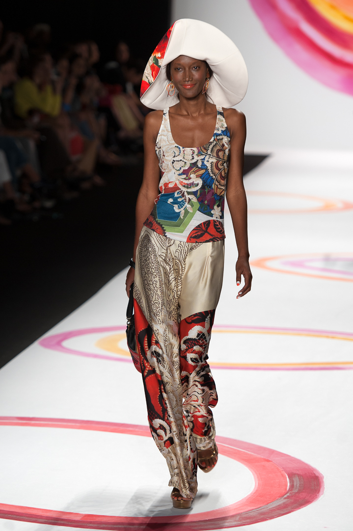 Desigual, Printemps Eté 2014, New York - Luxsure