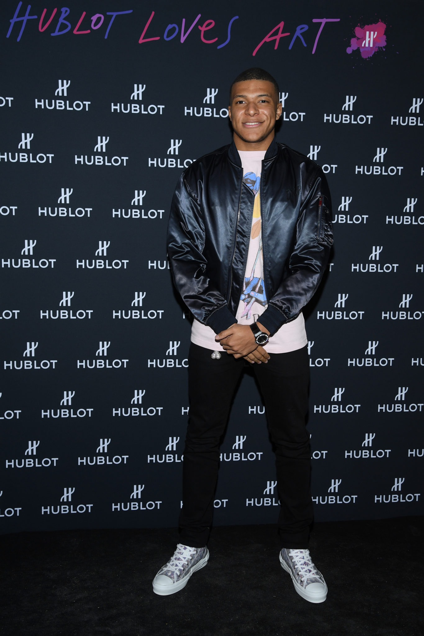 DIOR PRESENTS KYLIAN MBAPPÉ - Luxsure