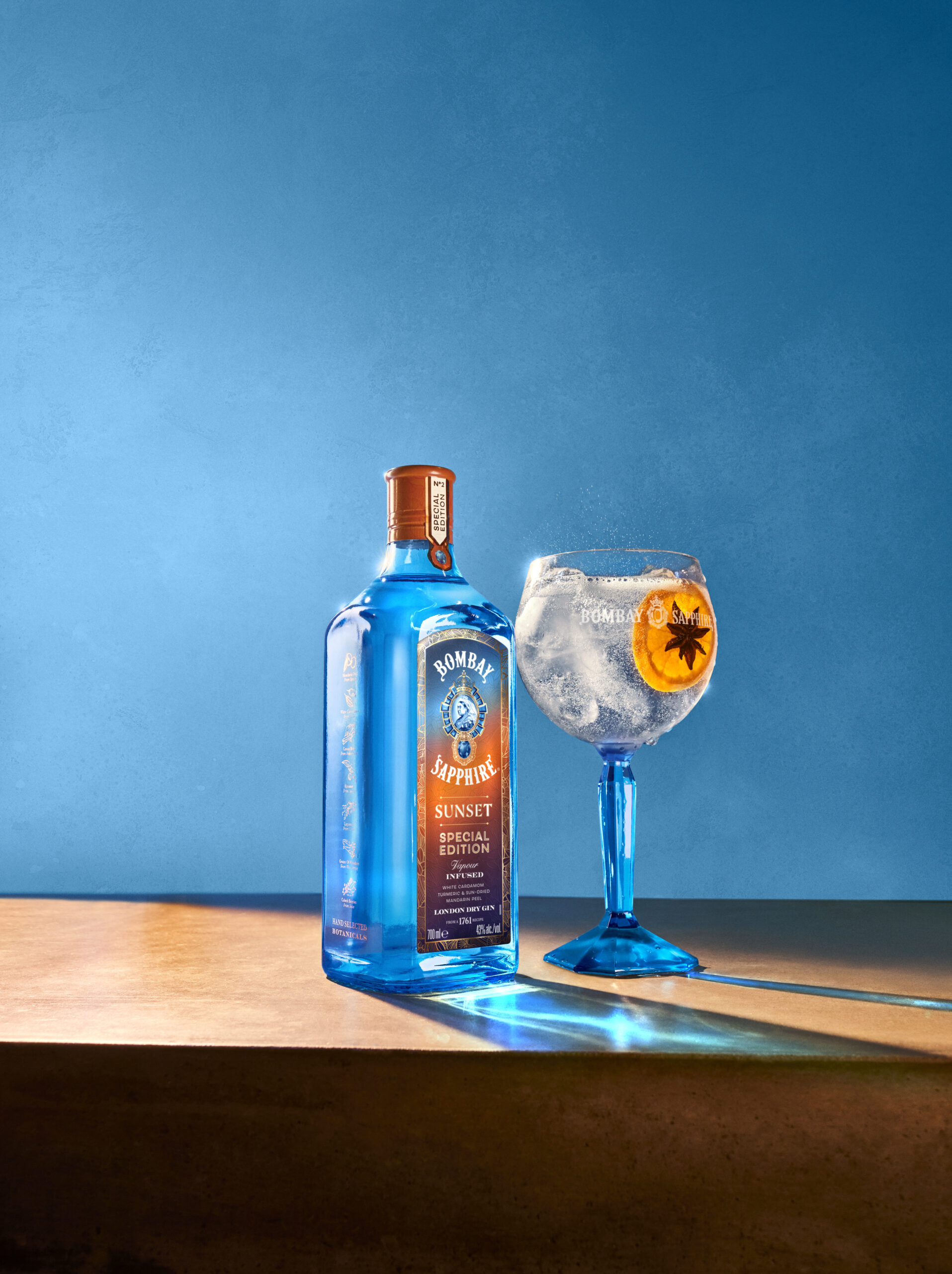Bombay Sapphire Sunset - Un gin en édition limitée inspiré de la lueur ...