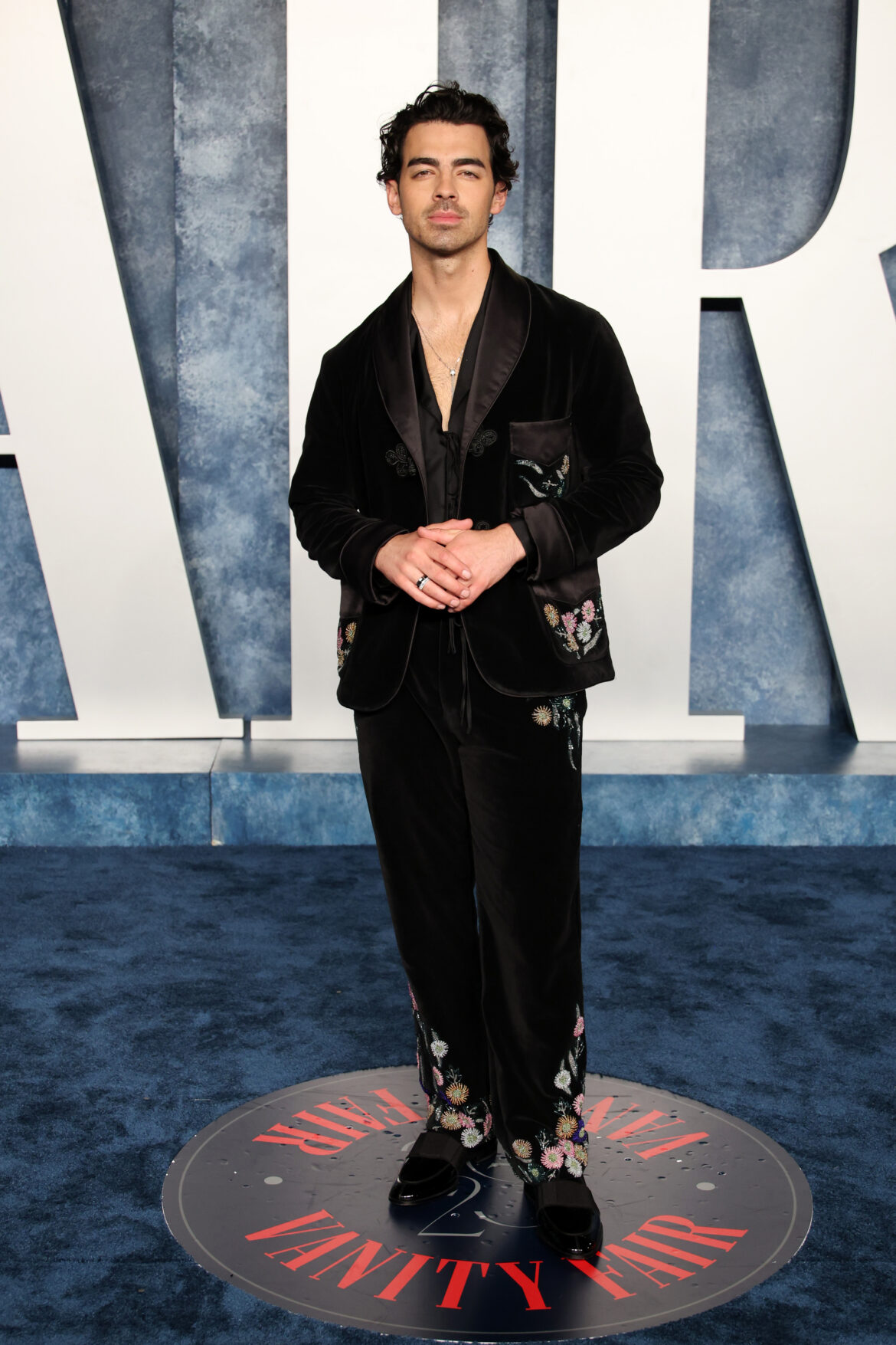 Boucheron x Vanity Fair Oscar Party 2023 : Salma Hayek, Lucien ...