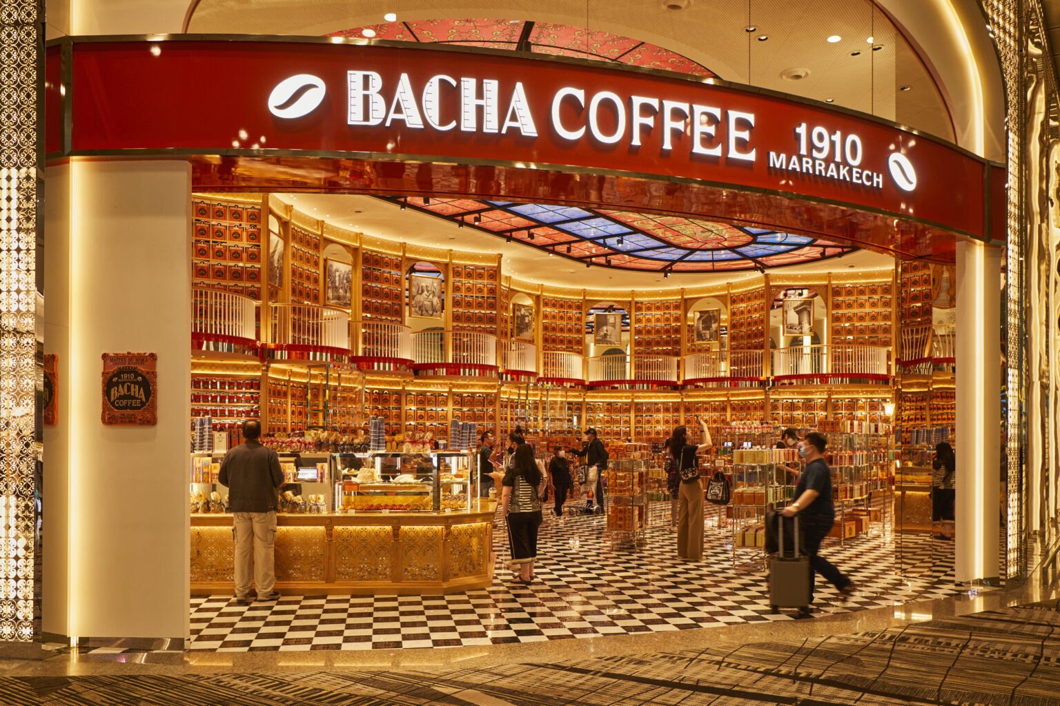 Bacha Coffee ouvre à Paris : un temple sensoriel du café sur les Champs ...
