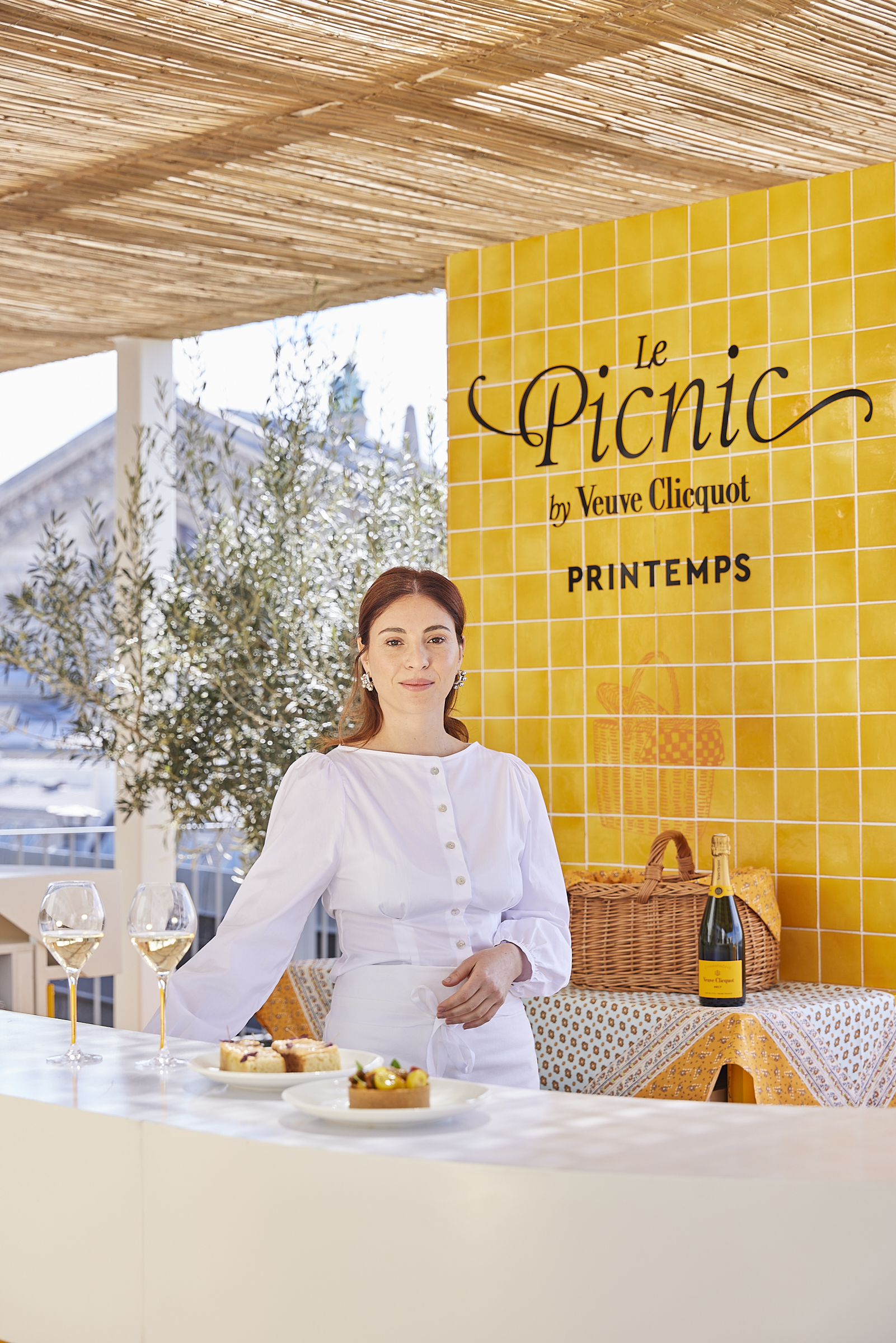LE PICNIC by Veuve Clicquot : champagne, soleil et dolce vita sur les ...